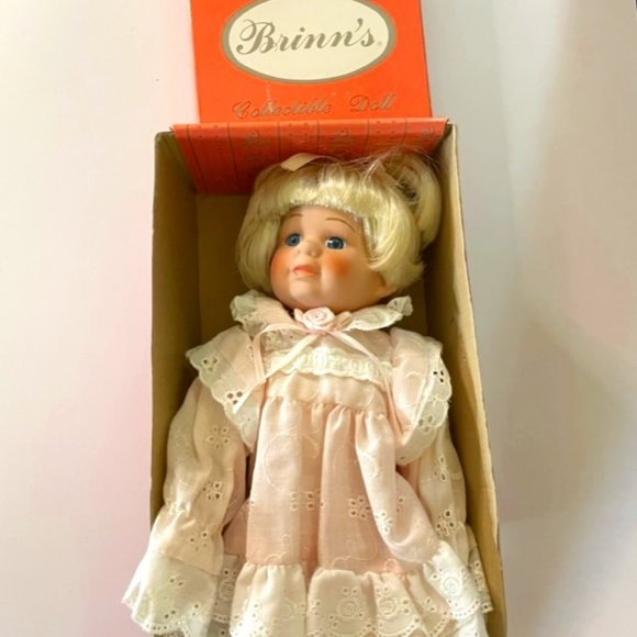 Brinn | Toys | Vtg Brinns 992 Roxanne Porcelain Doll Original Box Was ...